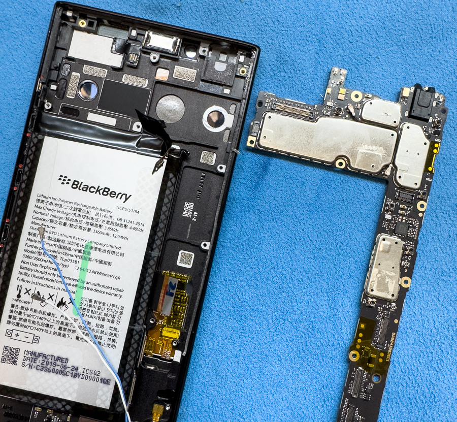 BlackBerry KEY2 再起動ループで電源が入らない症状の修理【基板復旧】 - 東京・大阪・滋賀のスマートフォン修理 スマートまっくす ...